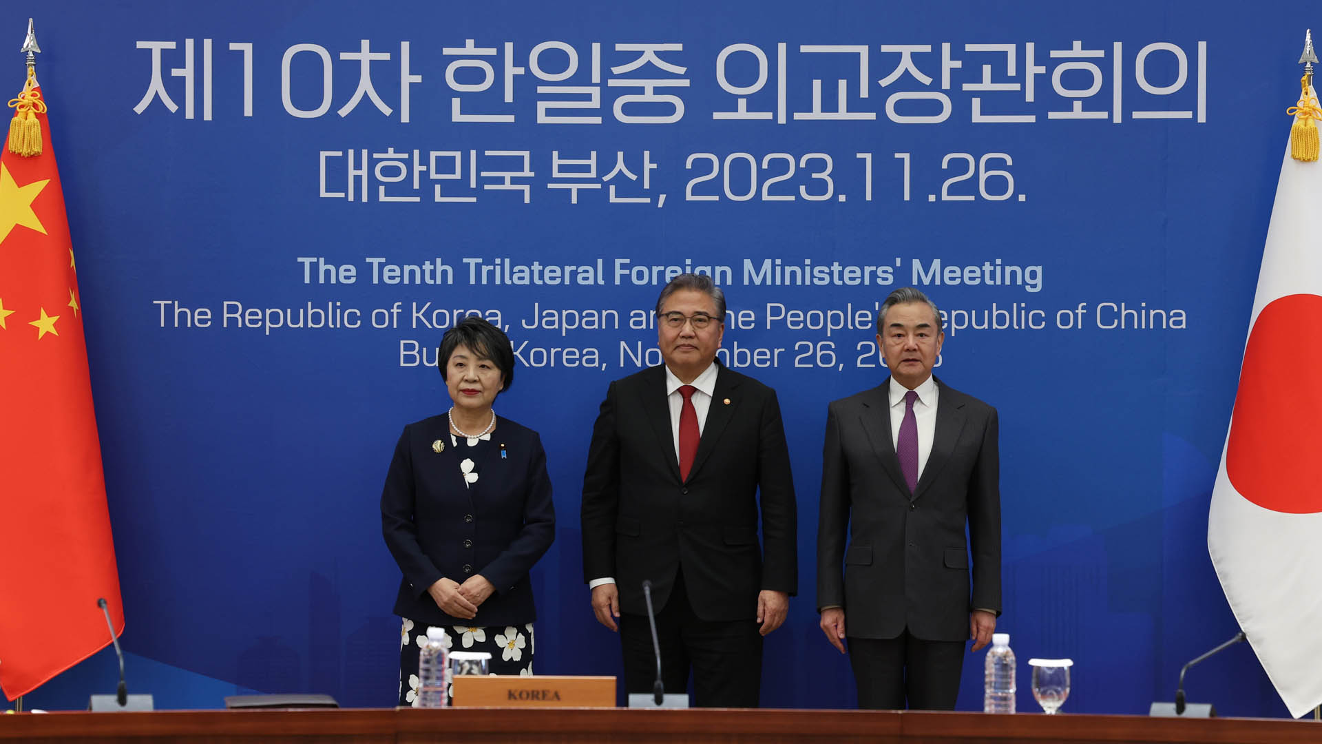 Le ministre des Affaires étrangères dit espérer un nouveau sommet trilatéral avec la Chine et le ...