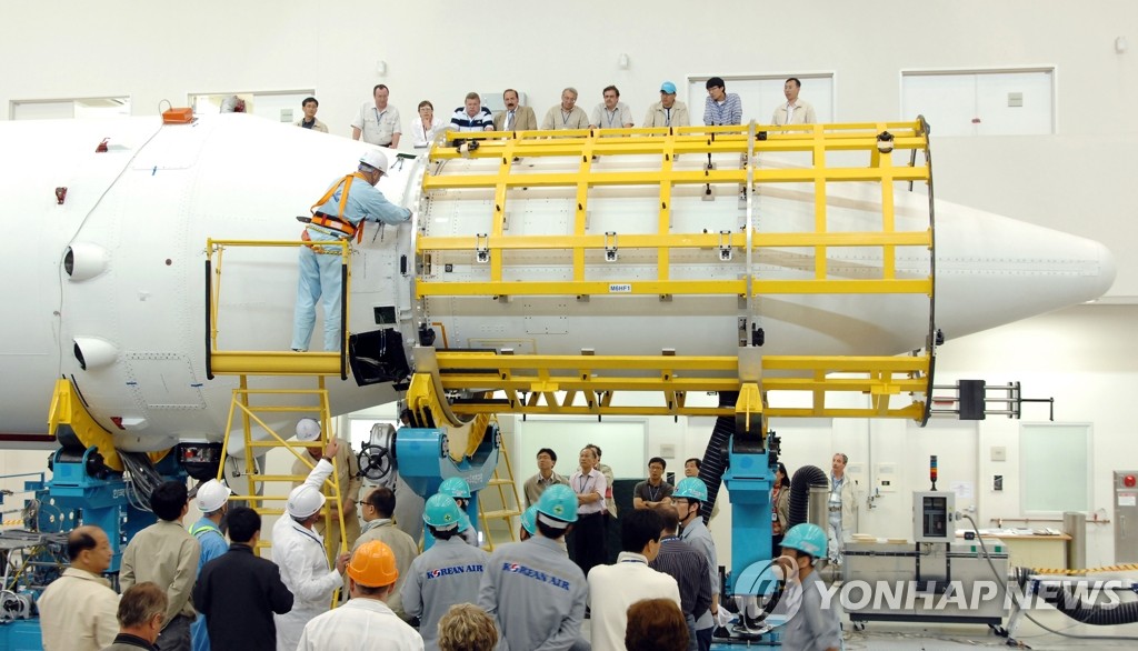 발사시간은 고차방정식 | 연합뉴스