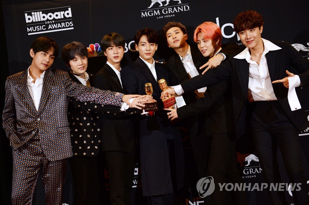 빌보드 어워즈 2관왕 오른 방탄소년단 연합뉴스