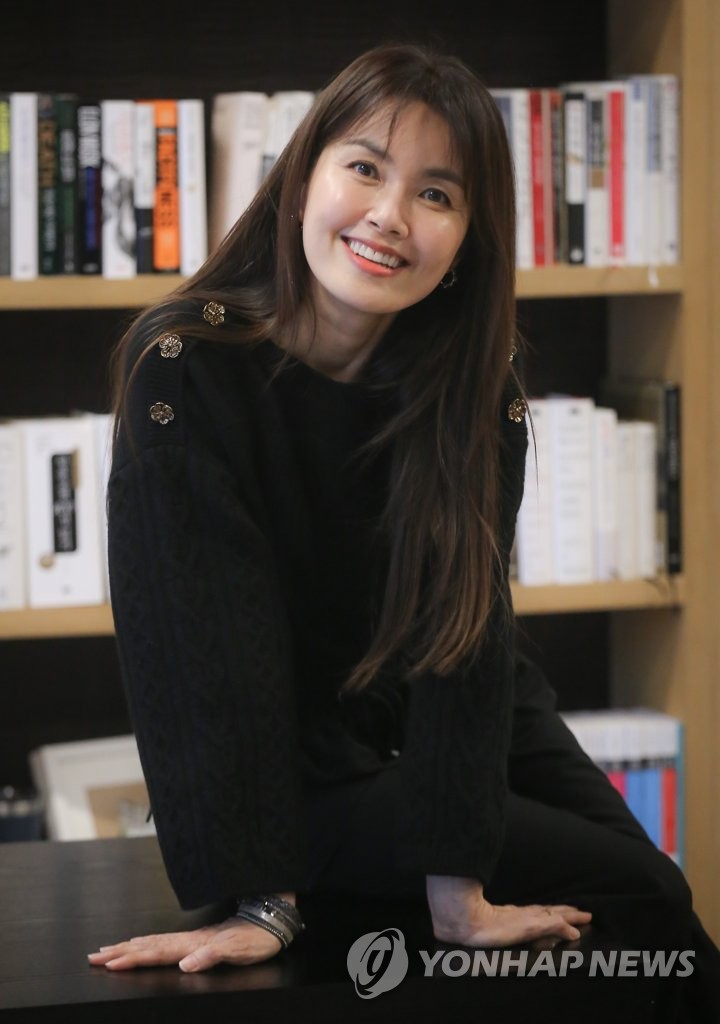 S. Korean actress Shin Ae-ra | Yonhap News Agency