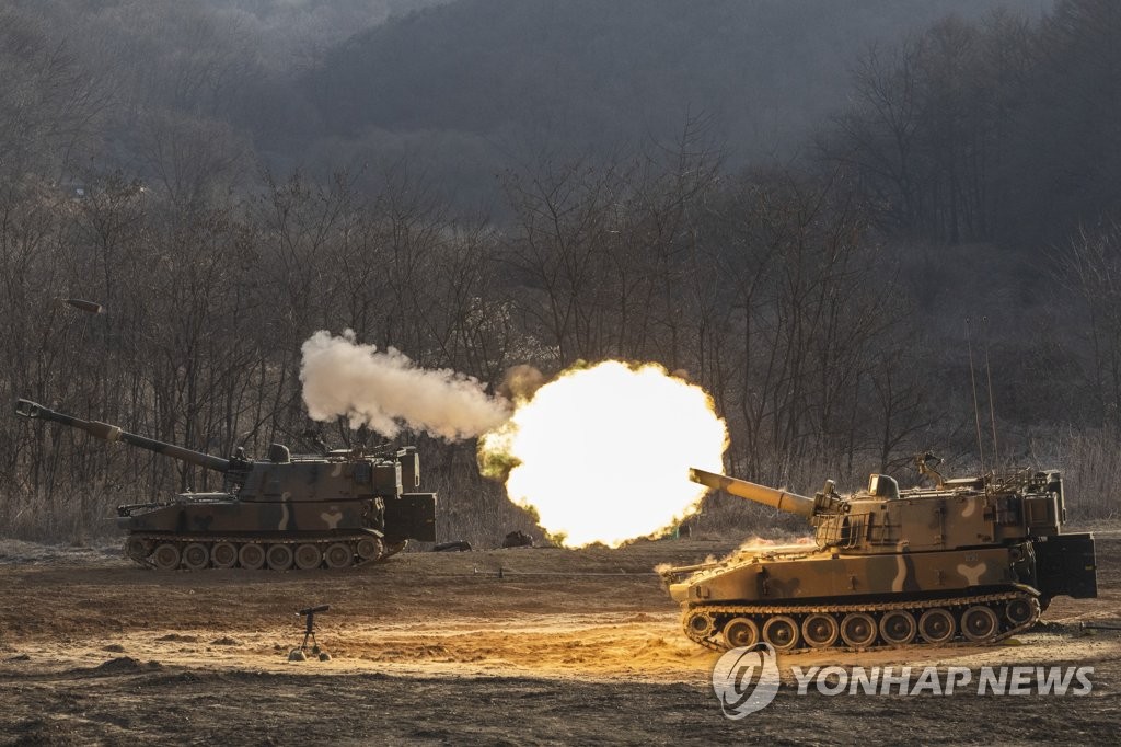 포탄 발사하는 K-55A1 | 연합뉴스