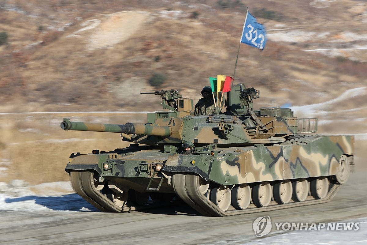 기동하는 K1E1 전차 | 연합뉴스