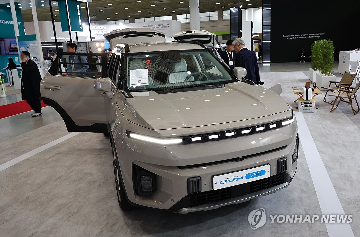 EVS37에 전시된 KGM 토레스 EVX | 연합뉴스